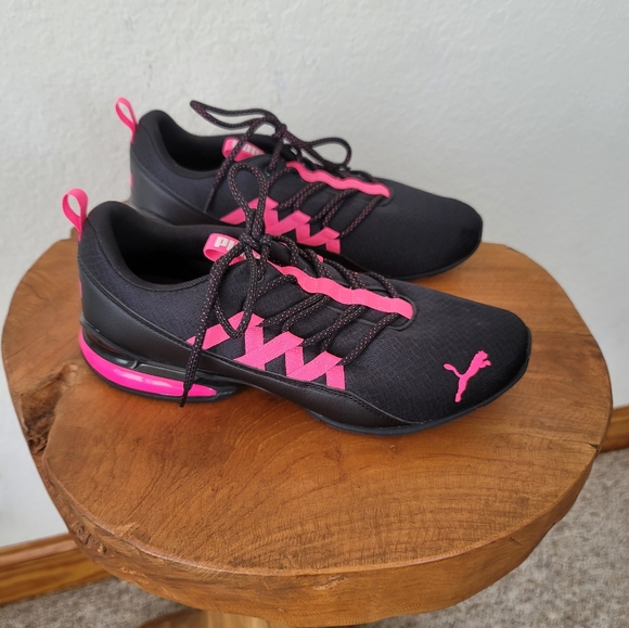 Puma | Shoes | Puma Soft Foam Womens Sneakers | Poshmark